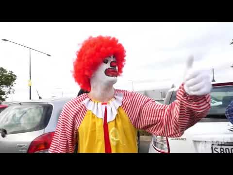 Ronald Mcdonald behind the scenes ”BTS”.