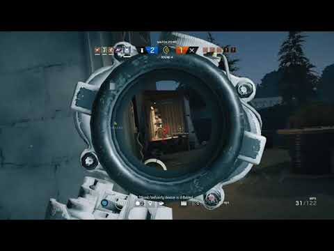 Why I like having an ACOG as defender - R6 Siege stream highlights ...