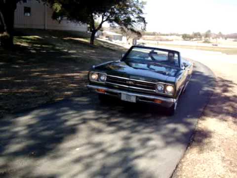 Introducing the '69 GTX Convertible 440 - YouTube