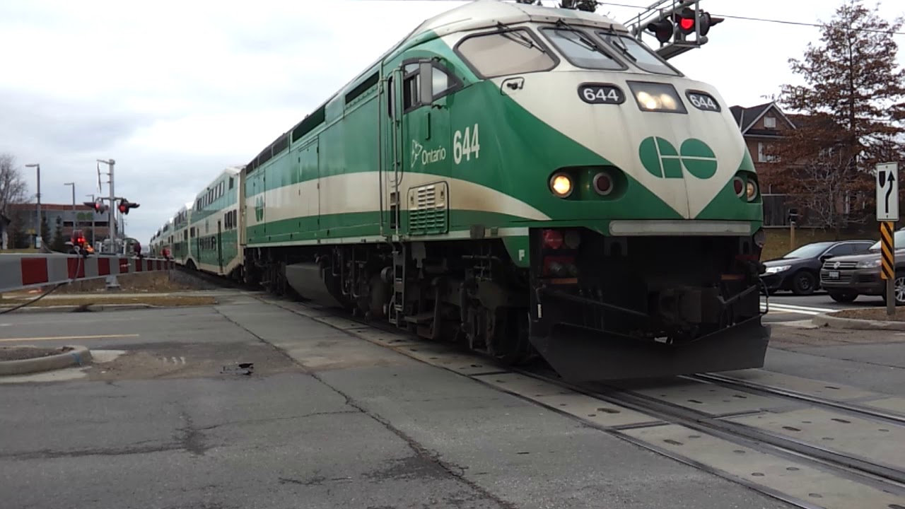 GO Transit 644 at Centennial 1/15/2020 - YouTube