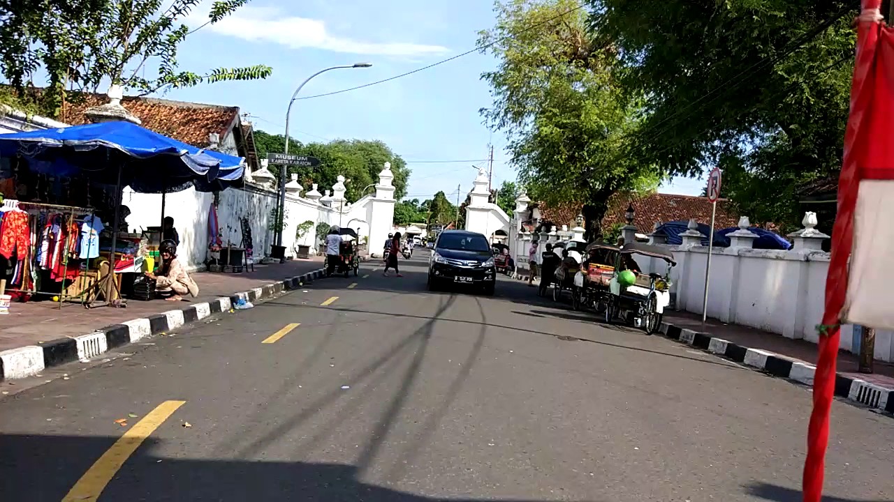 Becak Ride in Yogyakarta - YouTube