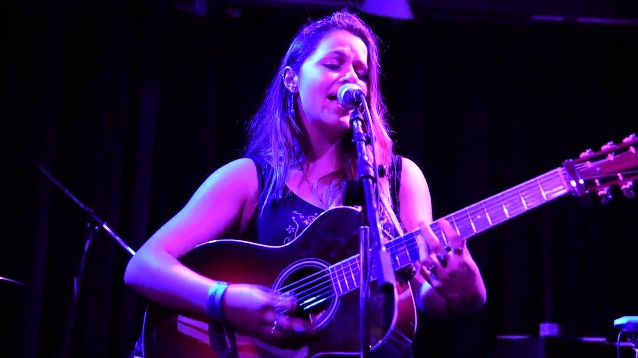 "Without Your Love" by Taylor Rae live at The Catalyst Club - YouTube