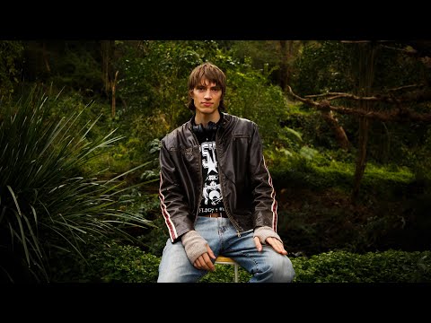 MILKY INTERVIEWS NUUM