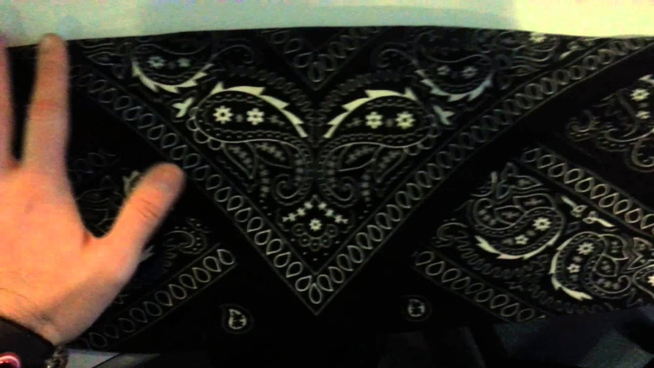 How I fold a bandana for head wearing - YouTube