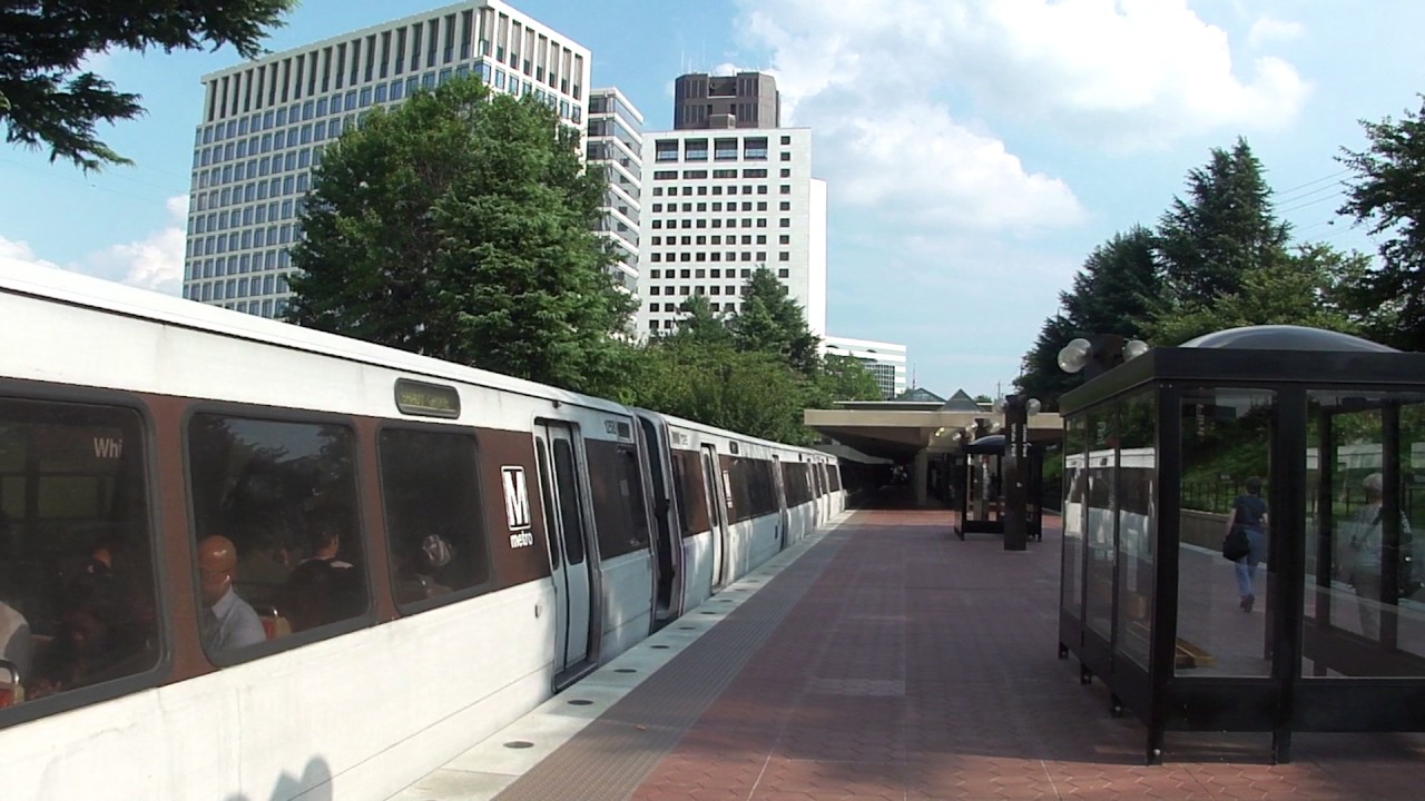 WMATA Red Line Train Leaving White Flint - YouTube