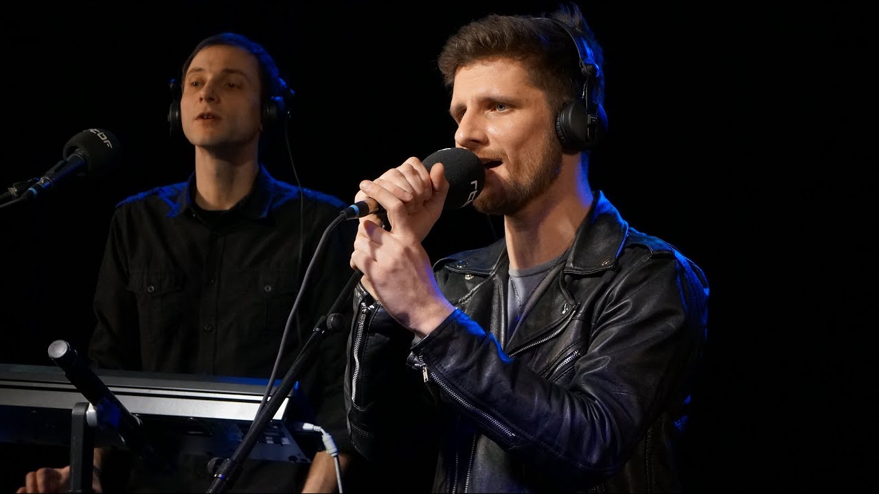 NICOLA TESTA "WORLD" sur Pure - YouTube