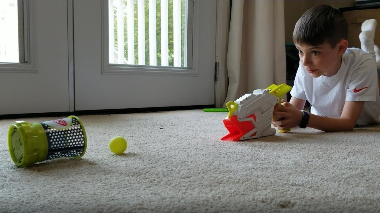 Ping Pong Trick Shots! Dude Perfect Hover Cup! - YouTube