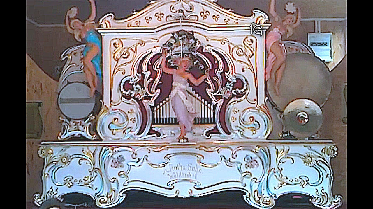 The Louis Vespermann Ruth Style 34 Fairground Organ - YouTube