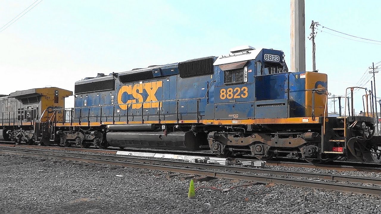 CSX Mixed Freight Trains Meet At 58th St in Philly 🍊🍊 - YouTube
