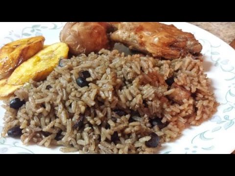 Rice with black beans (Arroz Congri o Morro ) English Version - YouTube