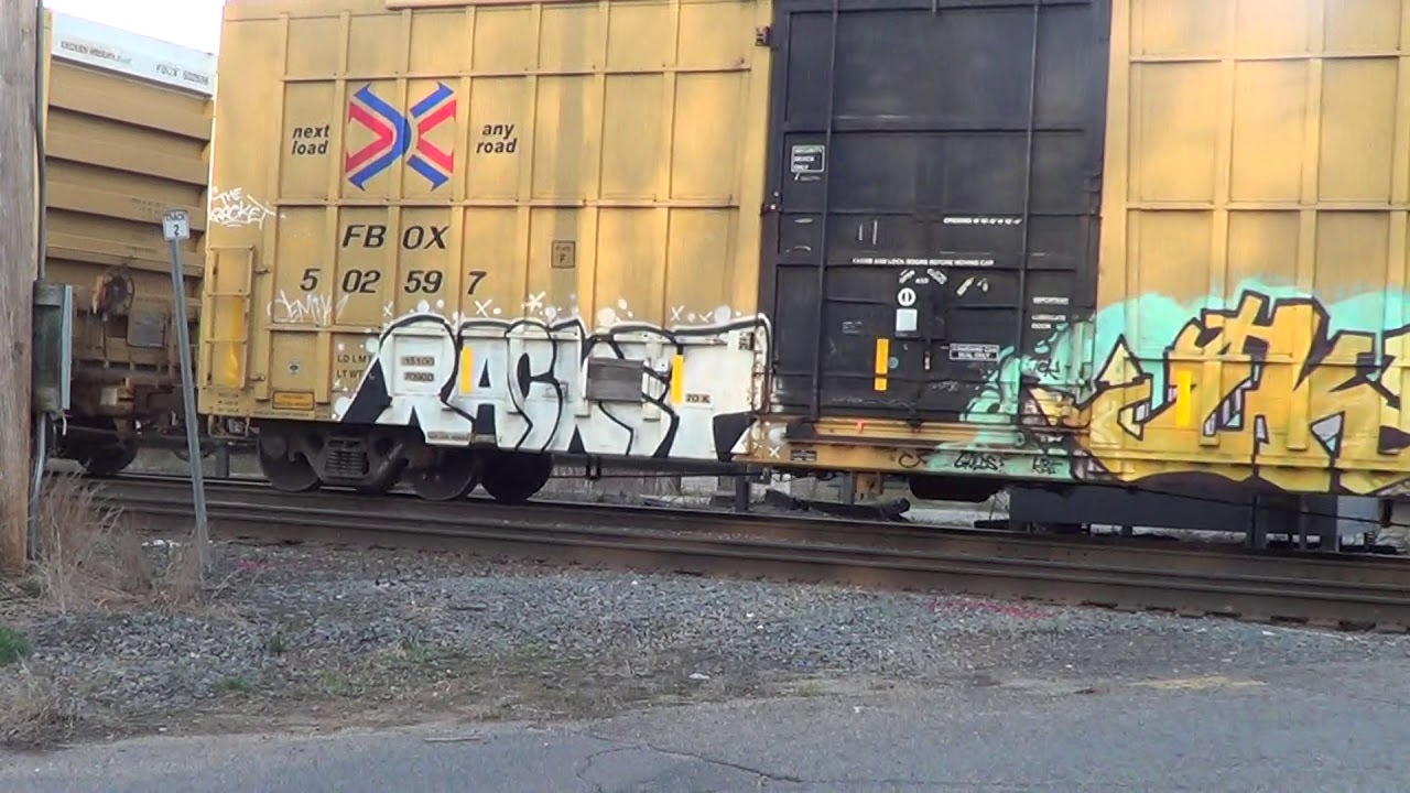 EDPOw/ MEC 7575, 7528, 506, 604 and a Keolis Train at Cross Rd ...