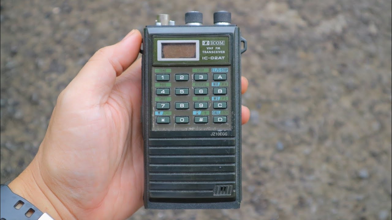 HT ICOM IC-02AT TES SINGKAT - YouTube