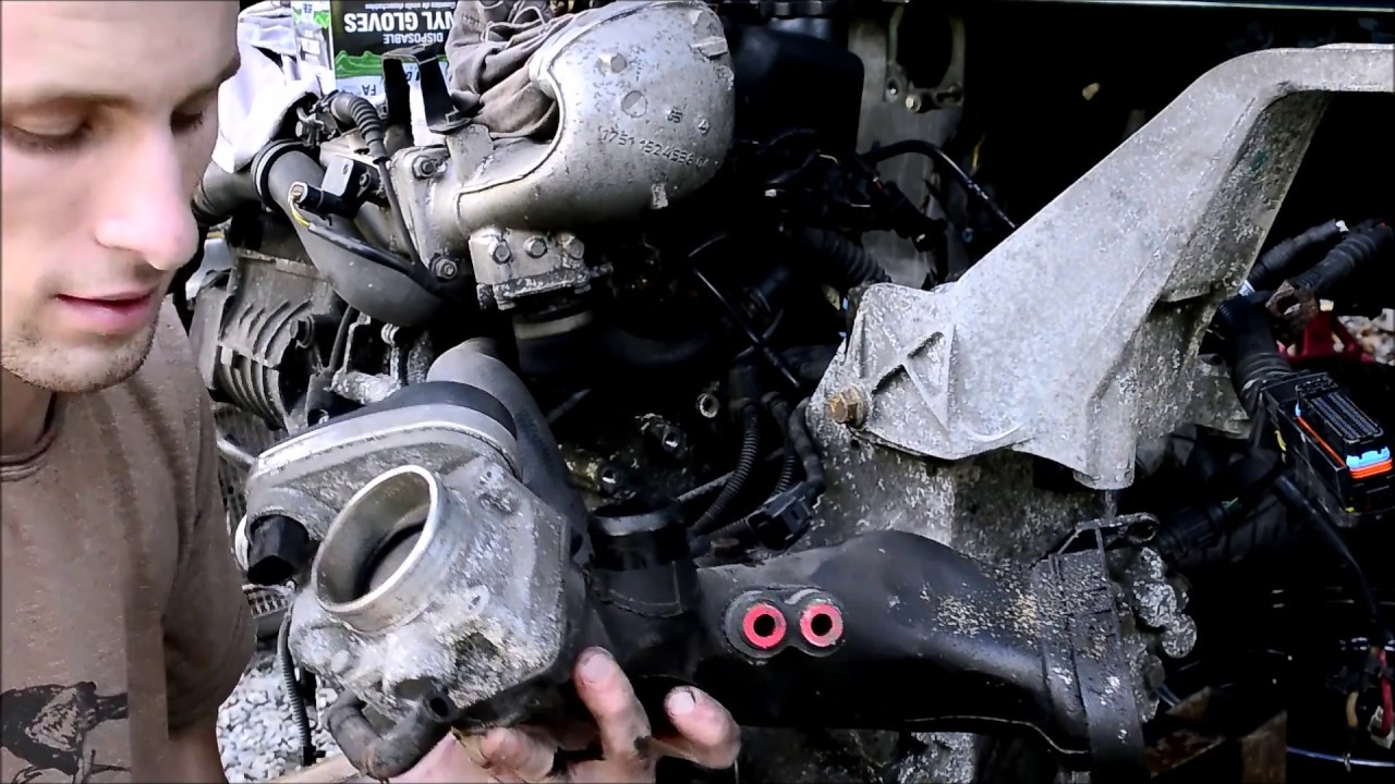 MINI Cooper Transmission Removal / Checking the Dual Mass Flywheel ...