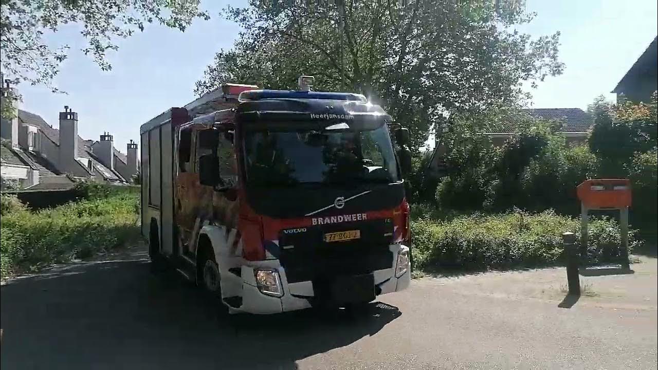 Brandweer Heerjansdam met spoed naar een grote zolderbrand in ...