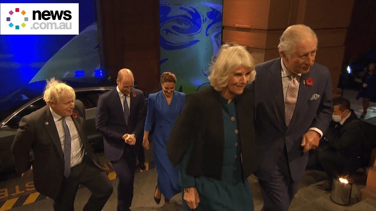 The royals arrive at COP26 - YouTube