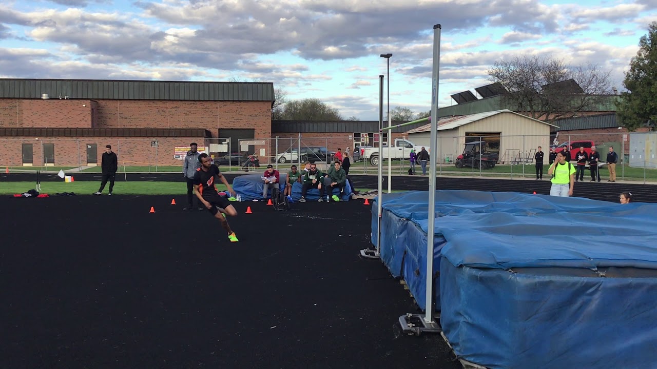 JT Hawkins High Jump at Big 8 Conference Championship 5/10/2019 - YouTube