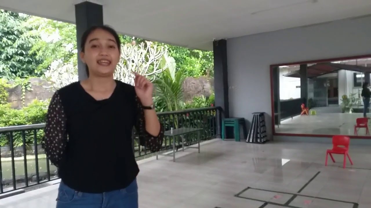 SUNDA MANDA TRADITIONAL GAMES By Ms Novia - YouTube