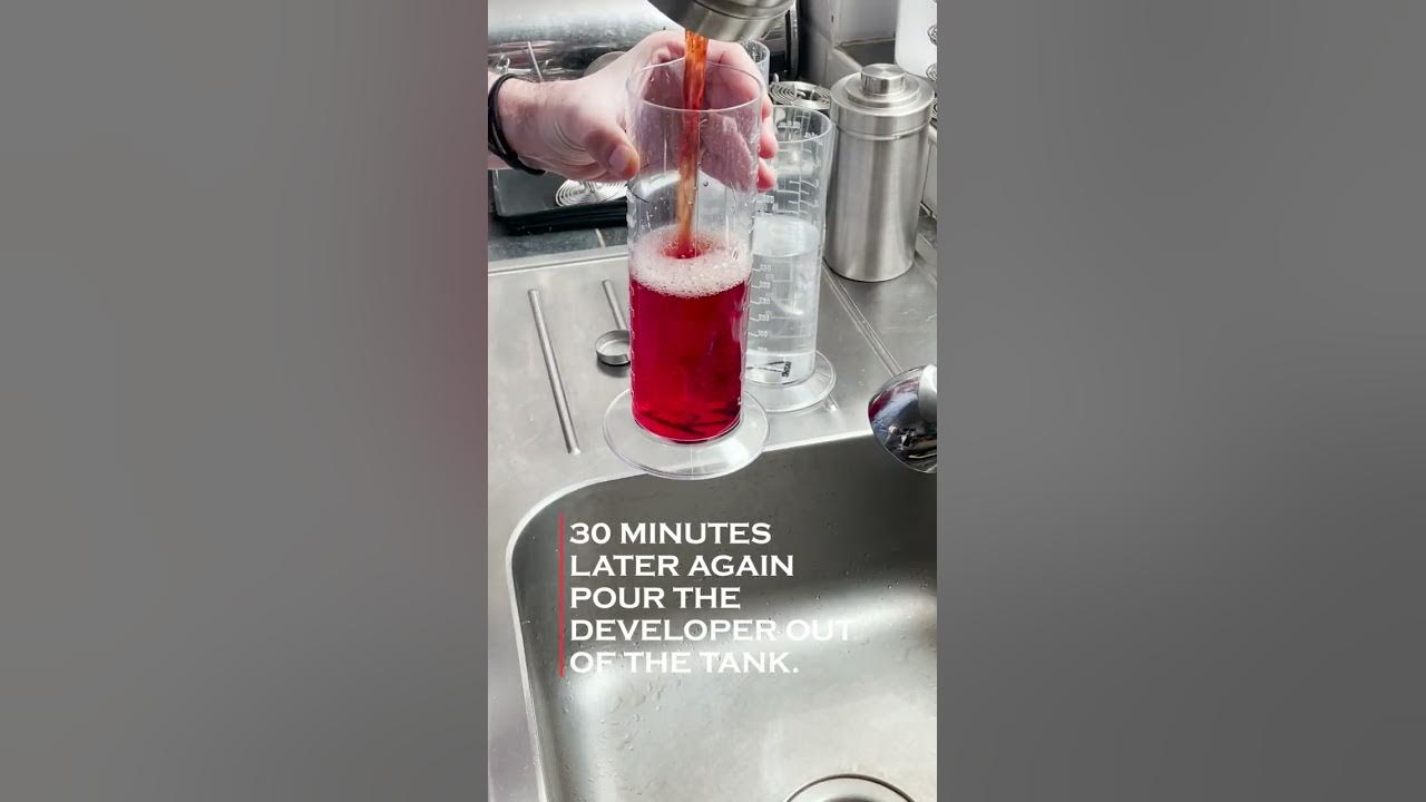 C41 stand-dev film developing with Adox Rodinal - YouTube