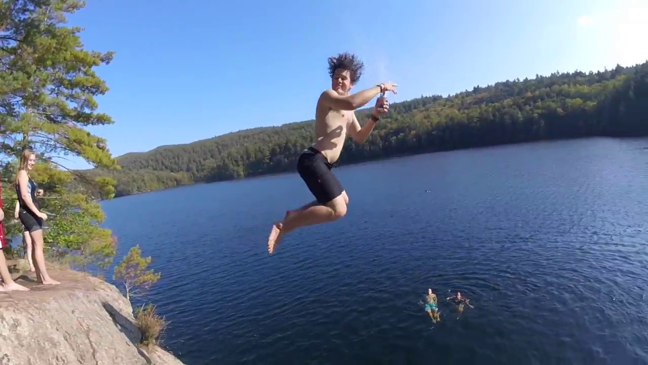 Eagle Point Cliff Jumping - YouTube