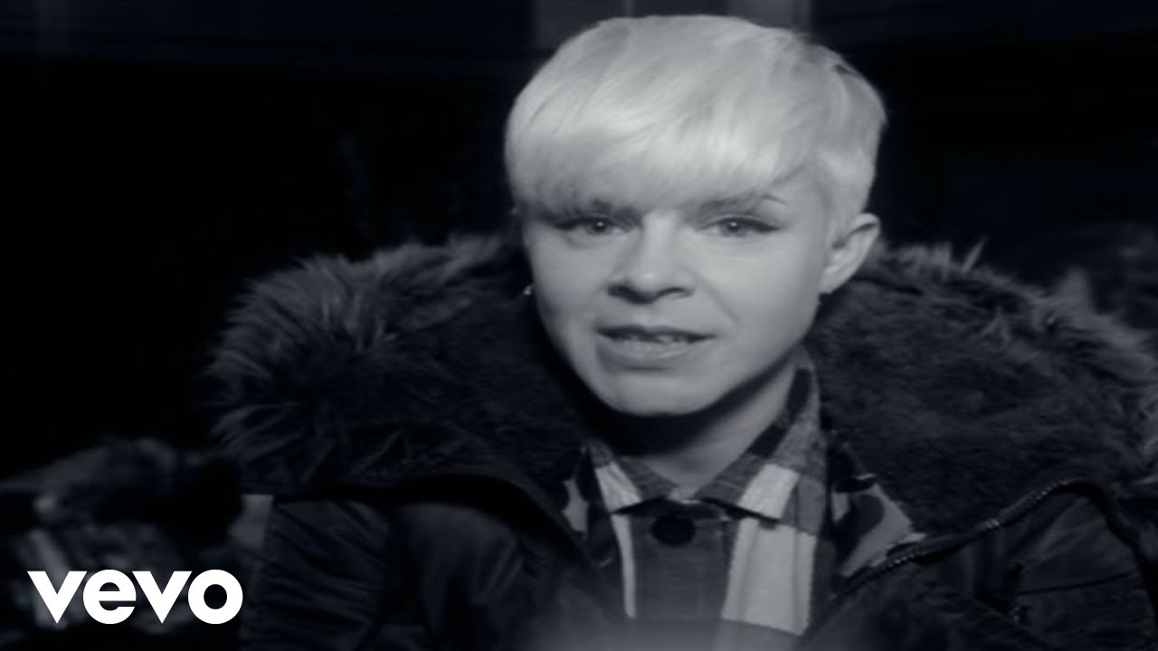 Robyn - Hang With Me (Live At The Warfield) - YouTube