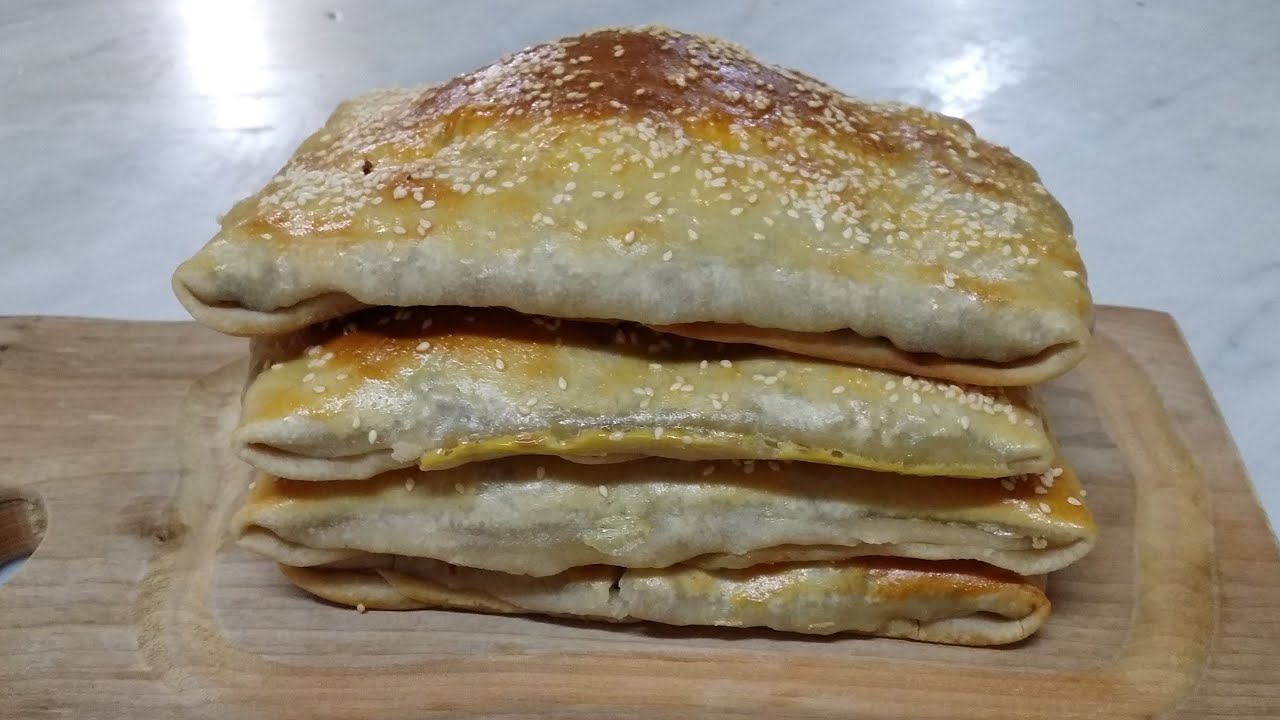 Msemen stuffed with ground beef and onion - Msemen relleno de carne ...