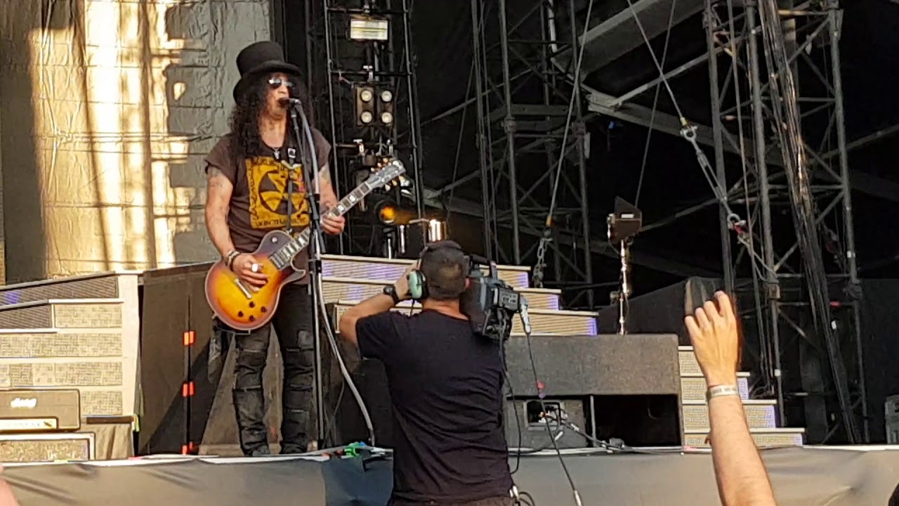 Guns N' Roses - Rocket Queen live @Nijmegen, the Netherlands July 4 ...