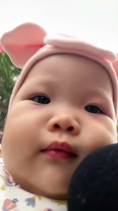 一岁宝宝爆笑采访 你很讨厌的人和你表白，你会怎么办呢！ Youtube