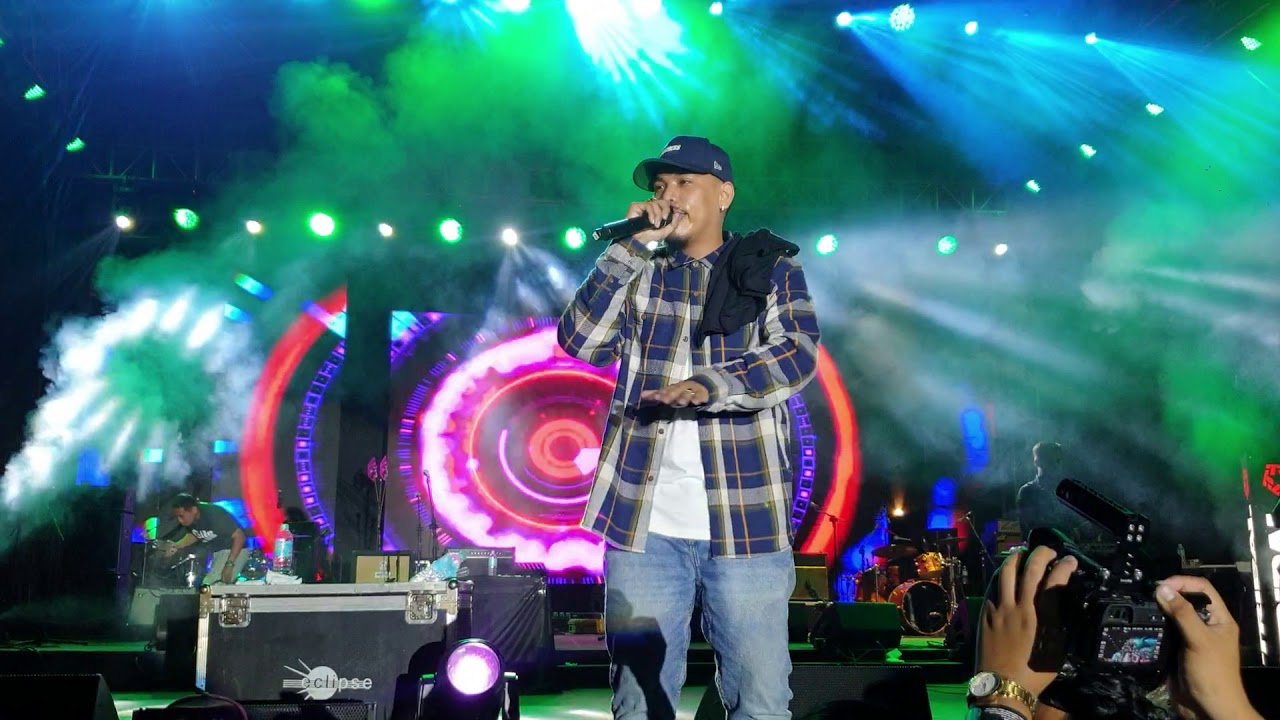Al James - Repeat x Pa Umaga (LIVE) at UP Fair 2020 Kalye Tunes - YouTube