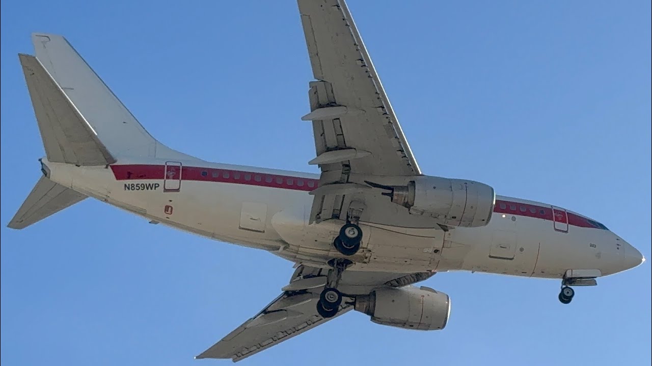 Janet Air Boeing 737-66N We all Know (???) To Las Vegas (LAS) N859WP ...