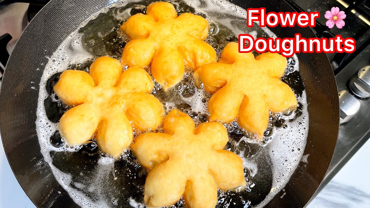 How To Make DELICIOUS FLOWER 🌸 DOUGHNUT | DOUGHNUT RECIPE - YouTube