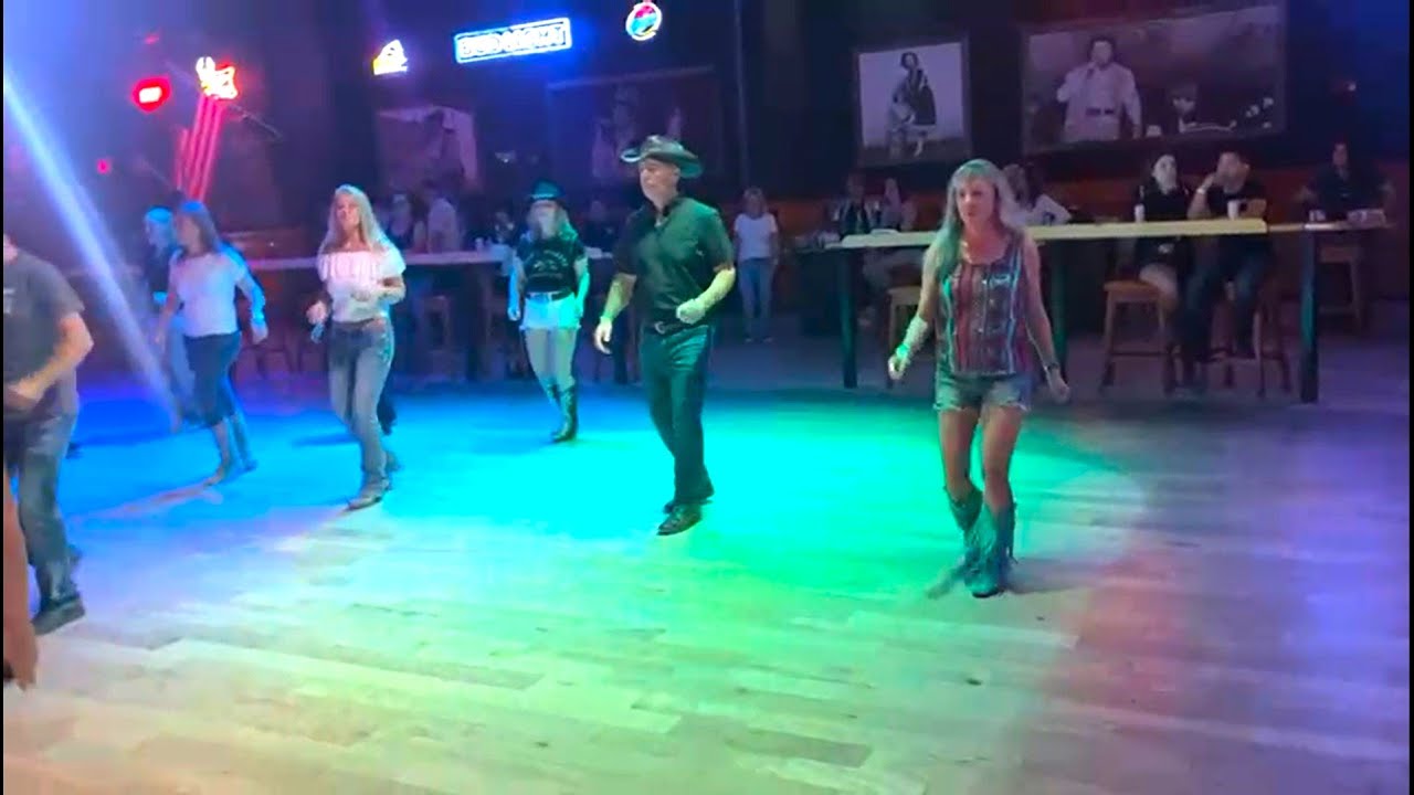 Straight Line Club Dance - YouTube