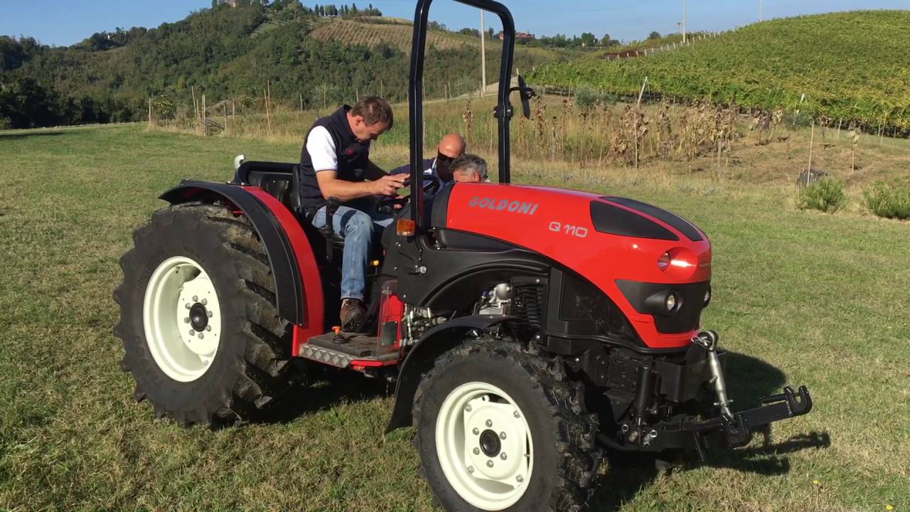 Goldoni Q120 Finalista Tractor of The Year Best Specialized 2017 - YouTube