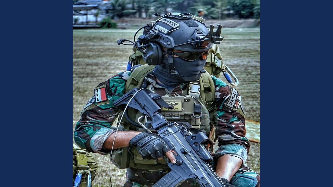 Komando Latihan Pertempuran - YouTube Music