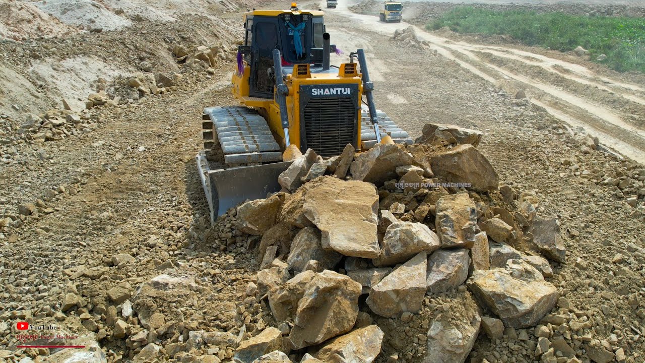 Fantastic Showing Bigger Dozer Moving Rocks Making Road Hard Machines ...