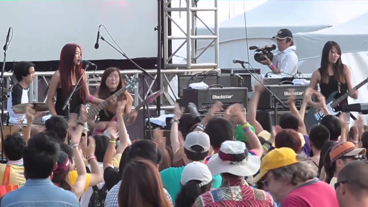EMKE Live @ Ekiden 2014 - YouTube