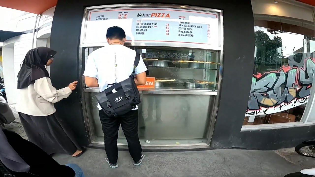 Sekar pizza Jogja - YouTube