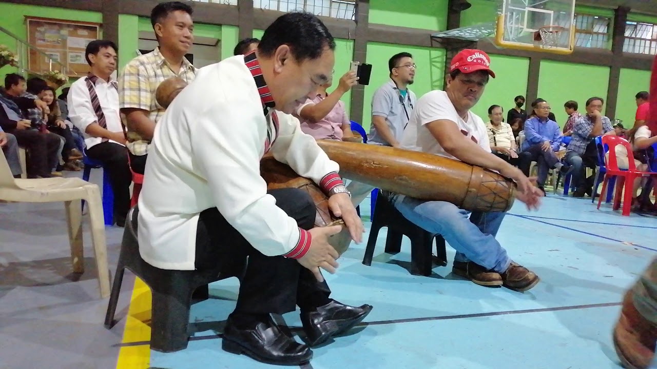 Mayor Salda drumming the solibao - YouTube