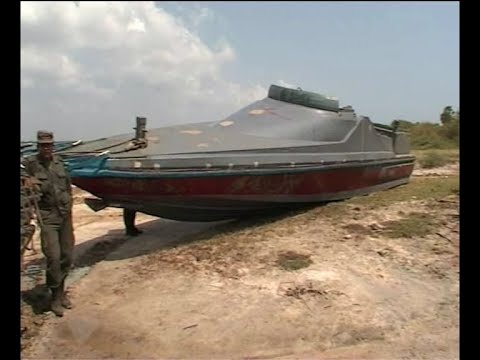 The Largest high speed LTTE suicide boat, recovered by ARMY. - YouTube