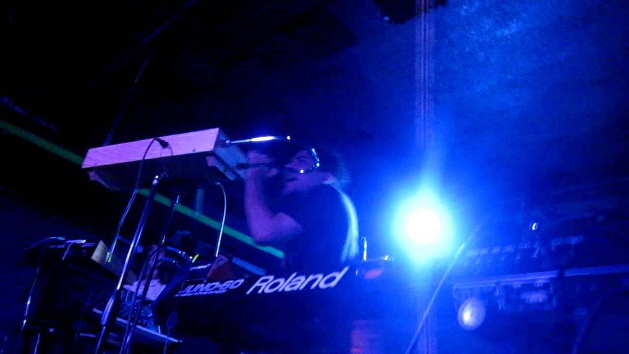 Neon Indian- Psychic Chasms @ Rock and Roll Hotel - YouTube