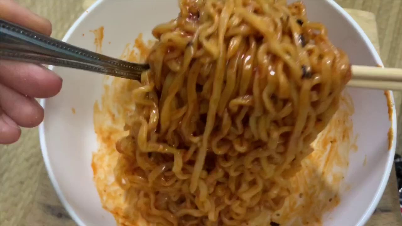 ปรุงมาม่าเผ็ดเกาหลี HOT SUMYUNG ปรุงยังไงก็อร่อย ใครๆก็ทำได้ - YouTube