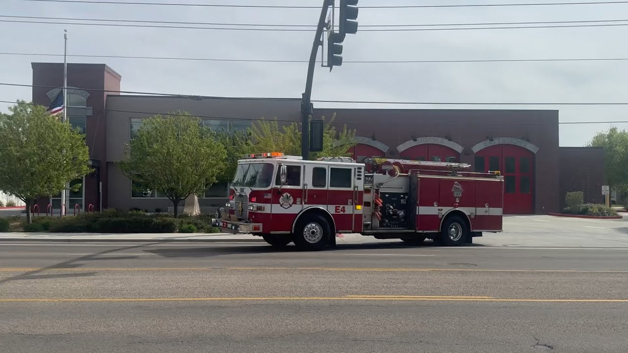 Boise Fire Department Engine 4 and Ada County Paramedics Medic 21 ...