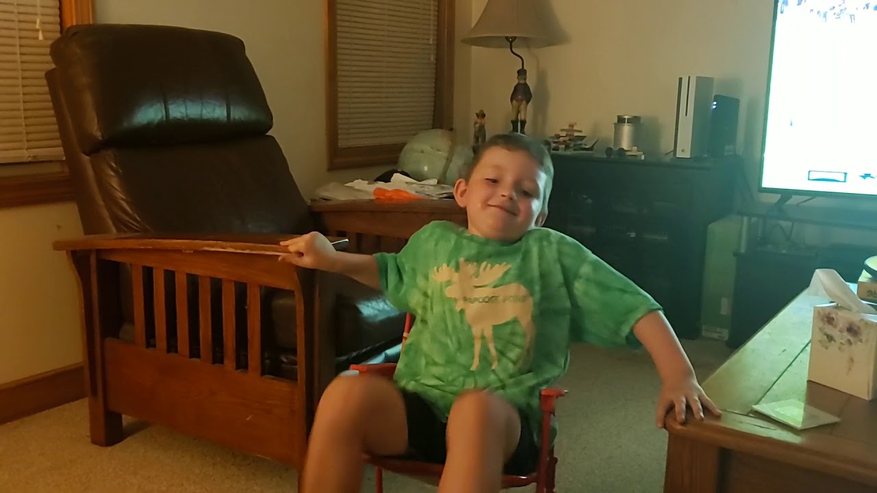 This is what it feels like to live in a chair - YouTube