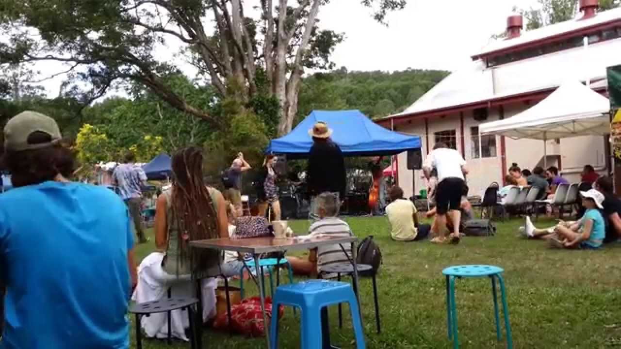 Uki Market - YouTube