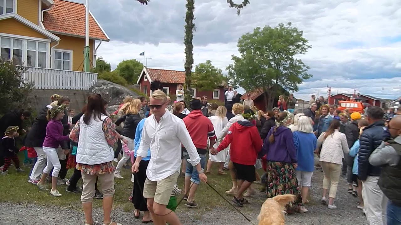 Midsommardans 2014 Landsort Öja - YouTube