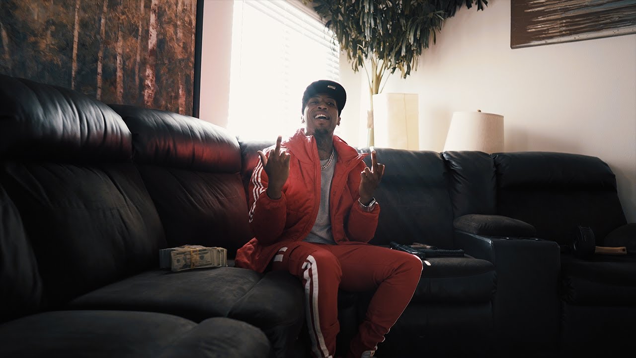 Vell - Back Like I Never Left (Official Music Video) - YouTube