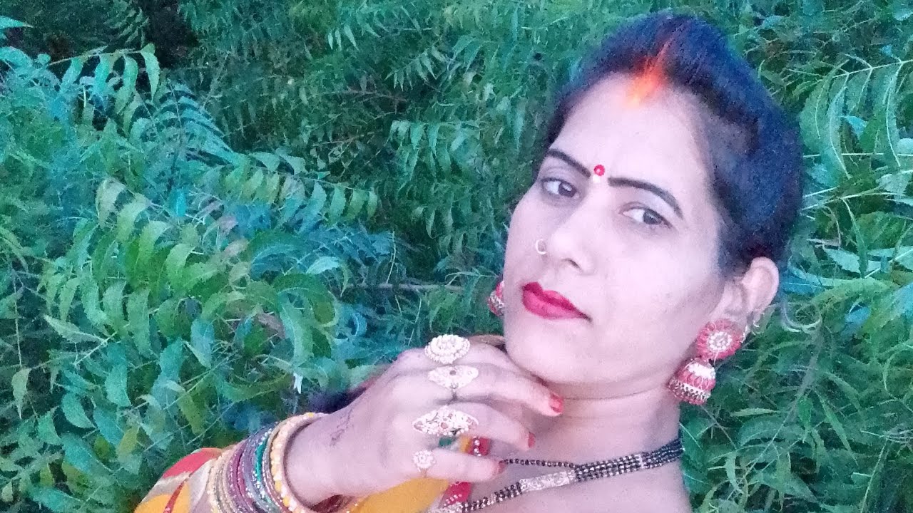 Gudiya jaunpuriya Bahu is live! - YouTube