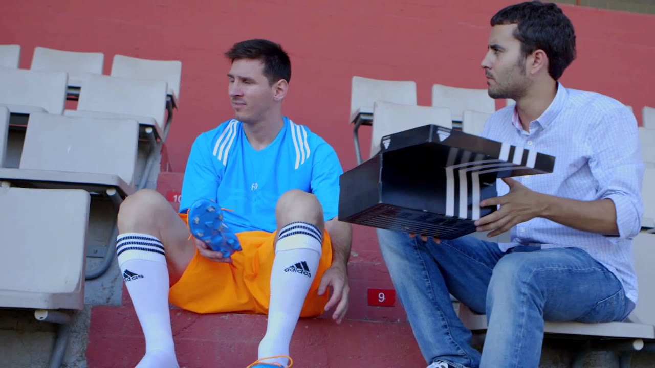 Football Coaching -- FA Level 2 Game to improve Ball control - YouTube