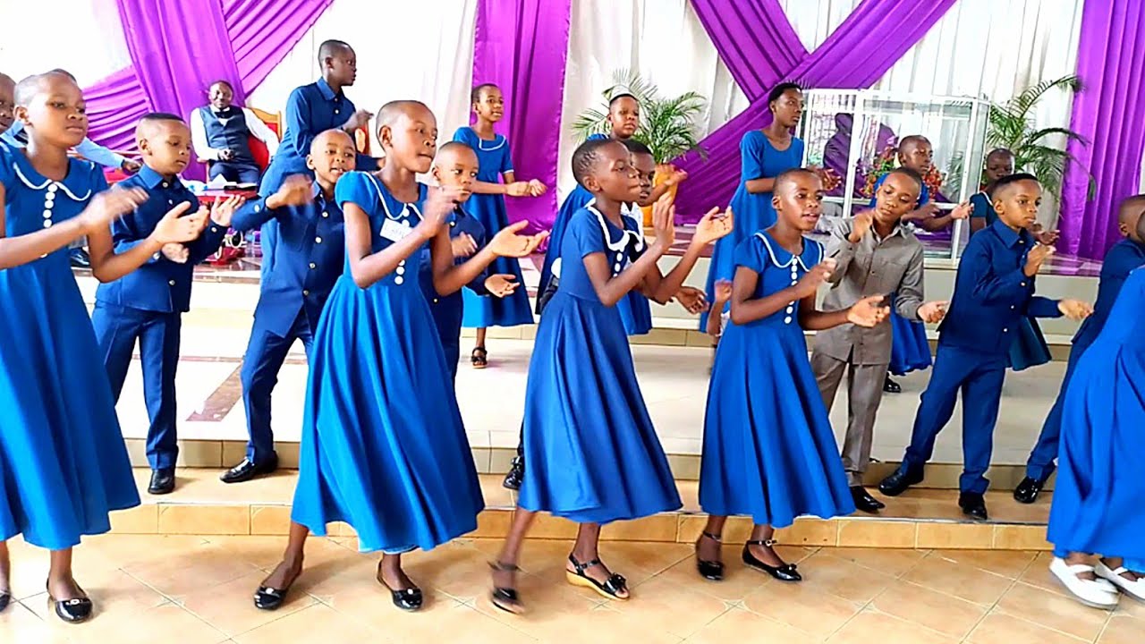 ADONAI CHOIR FPCT MAJENGO MOSHI MJINI KILIMANJARO TANZANIA. - YouTube