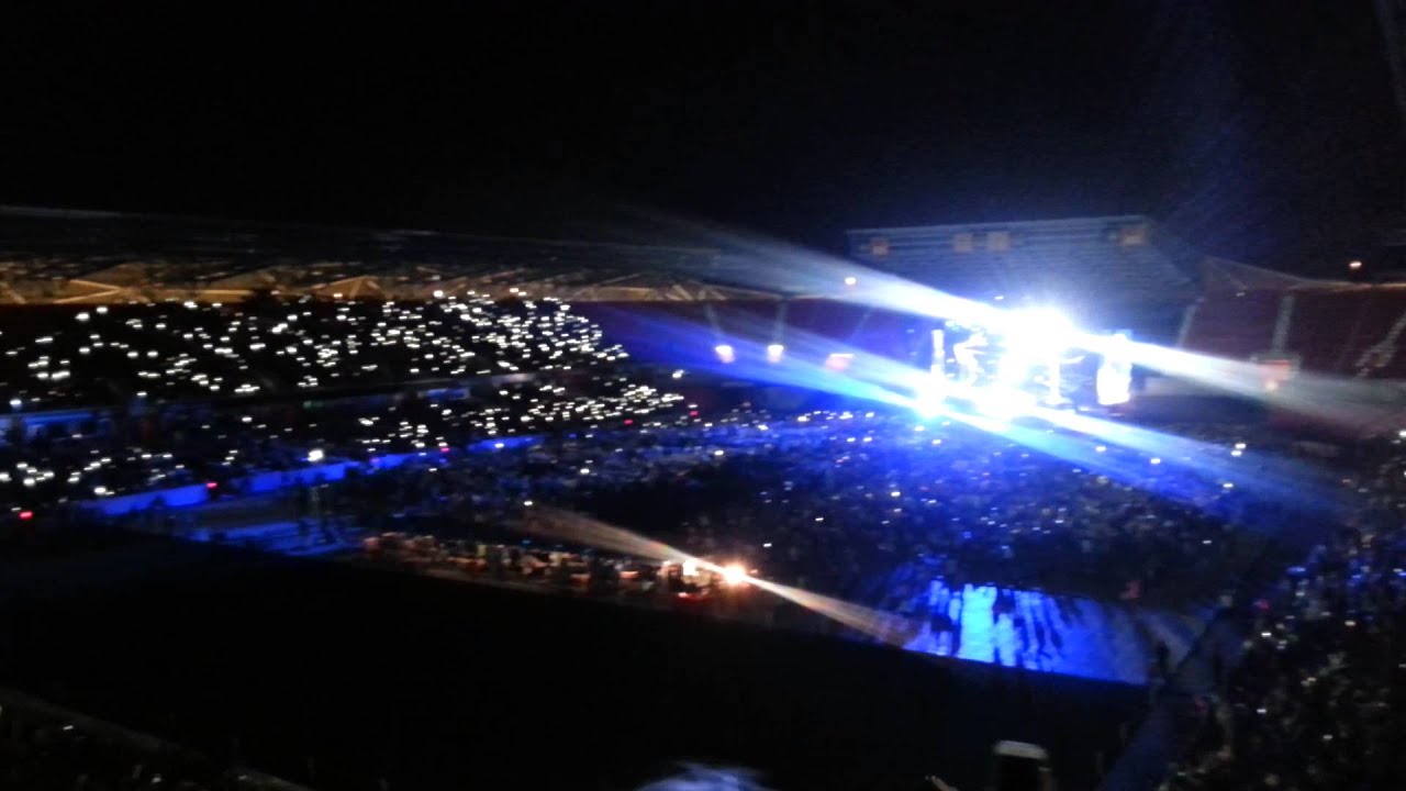 A Team Ed Sheeran, Houston 2015 - YouTube