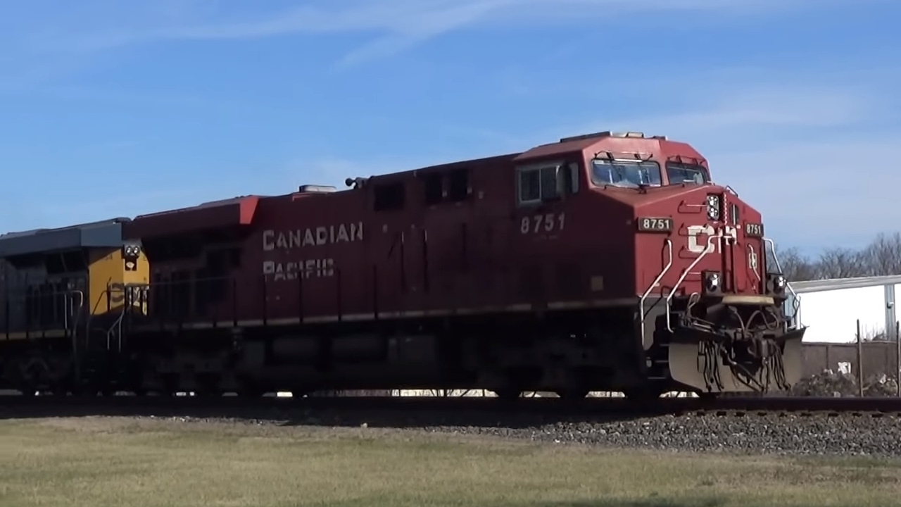 Canadian Pacific Pulling Highball Autorack on The Toledo Sub - YouTube